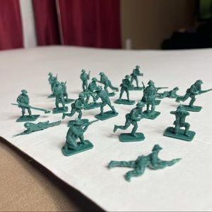 Toys | Tiny Army Men Miniature Green Army Action Figures Minis | Poshmark